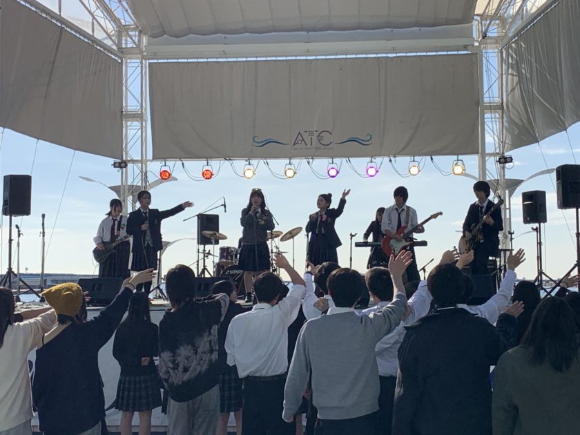 【軽音楽部】東日本復興チャリティーコンサート Sing for the Future に参加しました。 | お知らせ | 大阪偕星学園高等学校